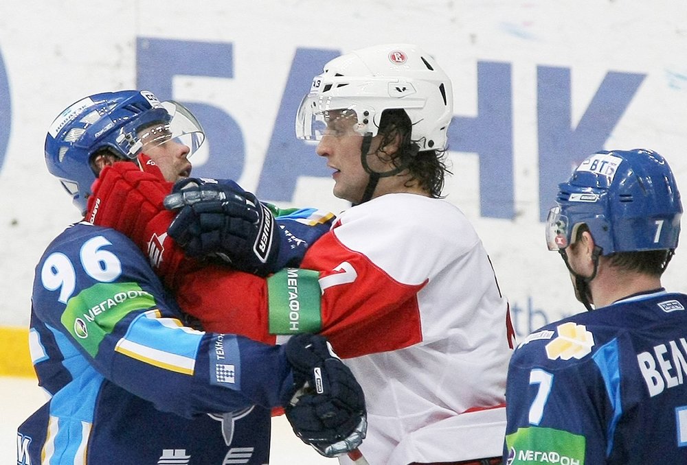KHL: CSKA Moskau verpflichtet Strafbankkönig Darcy Verot - Eishockey NEWS