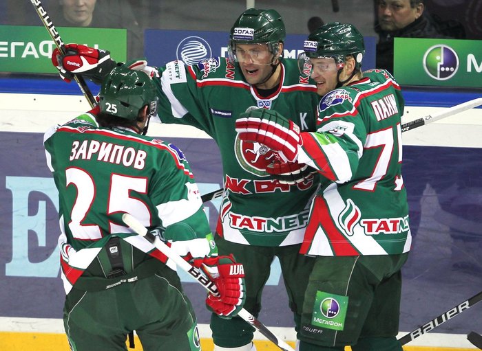 Zwei-Jahres-Vertrag: CSKA Moskau verpflichtet Alt-Star Alexei Morozov ...