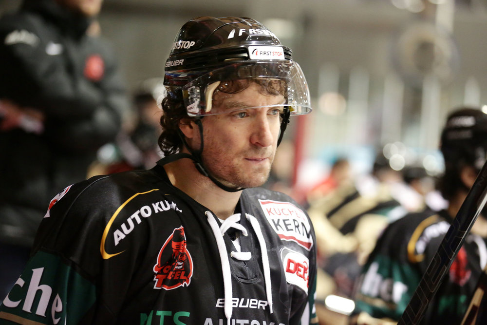 Bietigheim: Pinizzotto muss am Meniskus operiert werden, Kronawitter ...