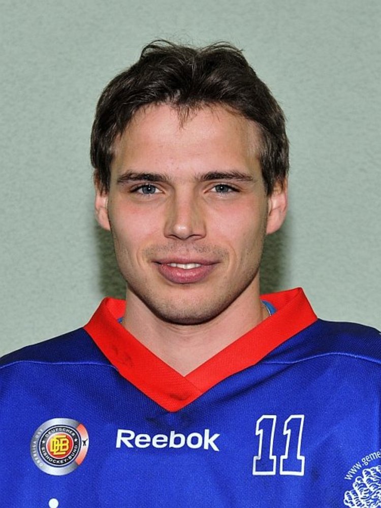 Felix Rößner bleibt in Erfurt, Georg Albrecht in Schönheide - Eishockey ...