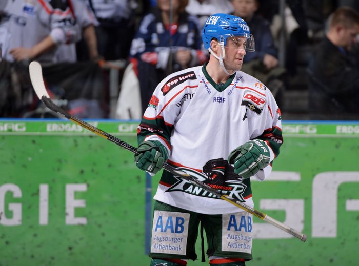 Augsburg: Auch Forrest, MacArthur, Werner und Zeiler müssen gehen ...