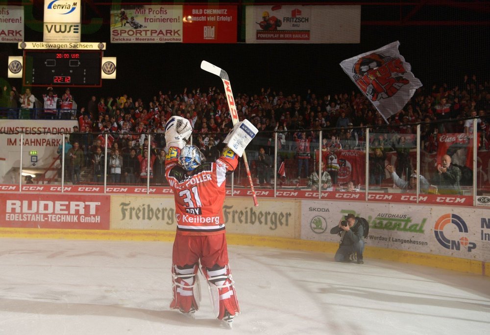 Eispiraten Crimmitschau holen den deutsch-amerikanischen Goalie Brett ...