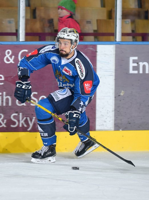 SC Riessersee lotst Verteidiger Felix Thomas aus Frankfurt zurück ins ...