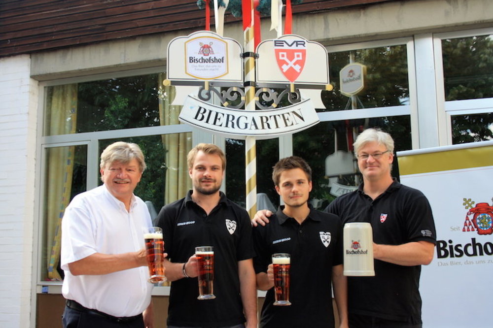 Kevin Schmitt und Michael Welter verlängern beim EV Regensburg ...