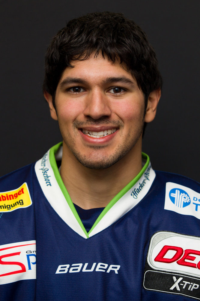 Angreifer Jared Gomes darf bis Saisonende bei den Straubing Tigers ...