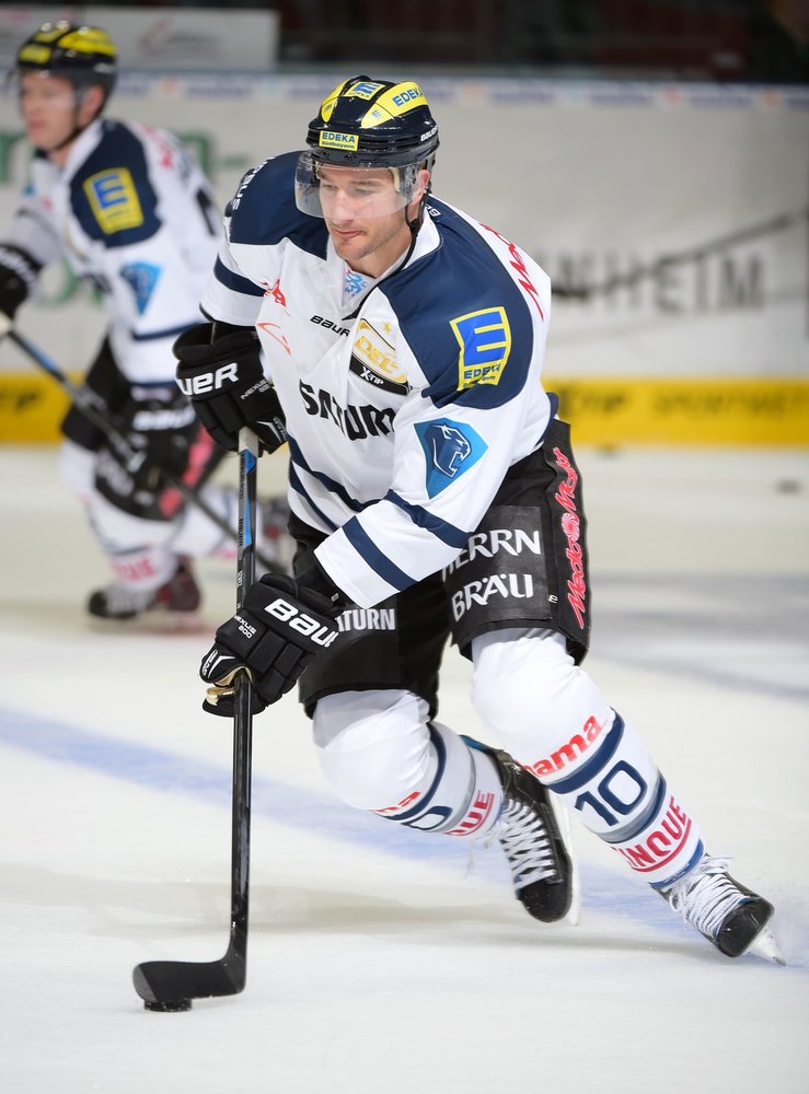 Auch Krefeld legt nach: Ex-Ingolstädter Stürmer Szwez kommt - Eishockey ...