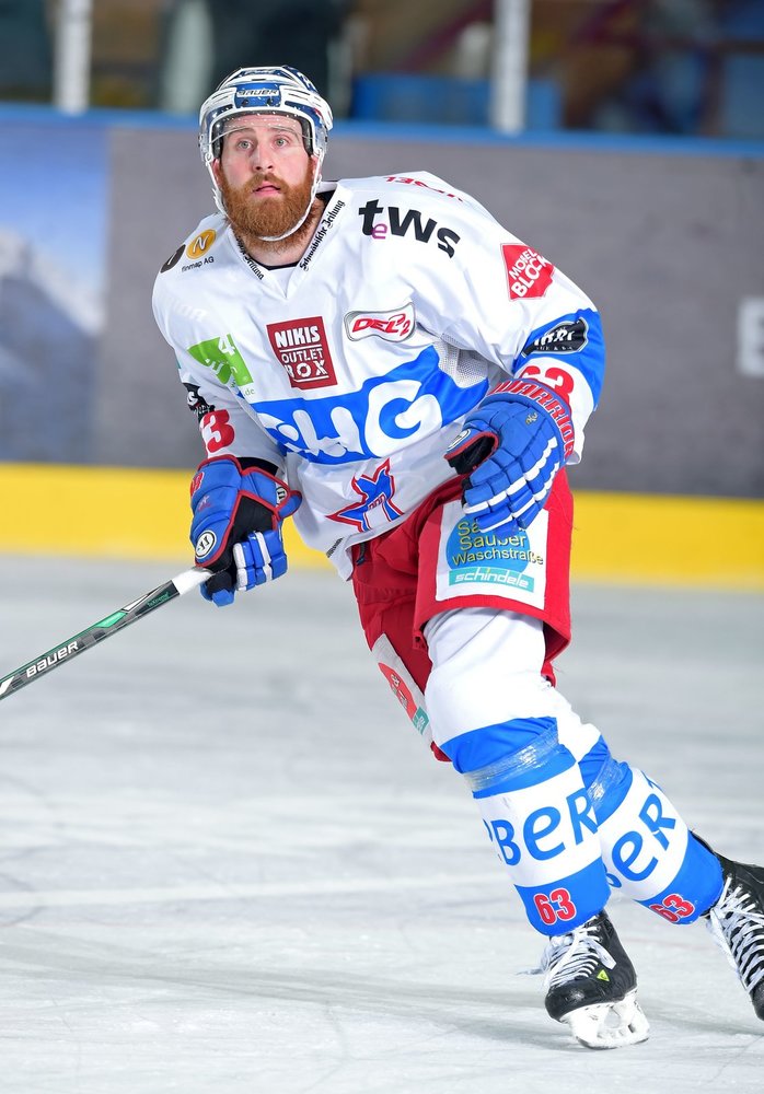 Stürmer Shawn Weller wechselt von Ravensburg zu den Eislöwen ...