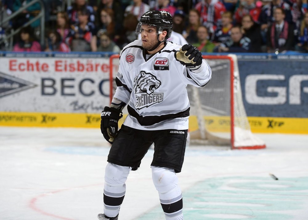 Colten Teubert nach Nürnberg, Derek Joslin nach München und Ashton Rome ...