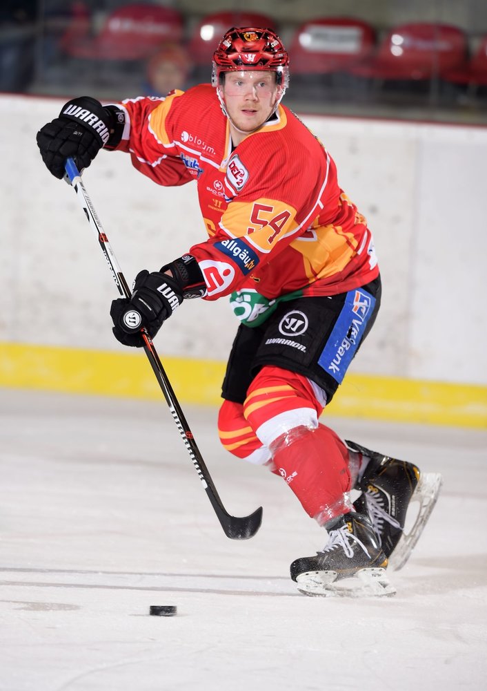 Saale Bulls holen Stürmer Bryan Cameron - Gregor Stein spielt nicht ...