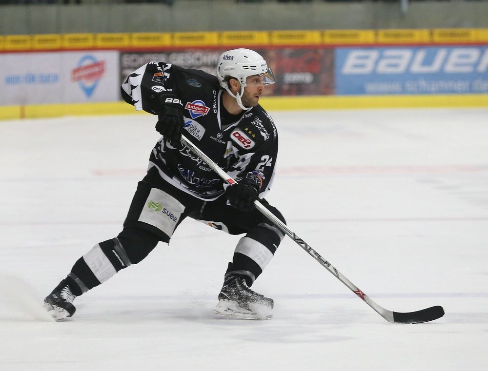 Spektakulärer Neuzugang für den EV Landshut: Angreifer David Wrigley ...