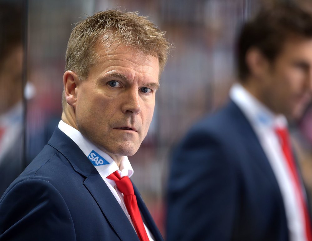 Geoff Ward wird bei der WM wieder zum Trainerstab des DEB gehören ...