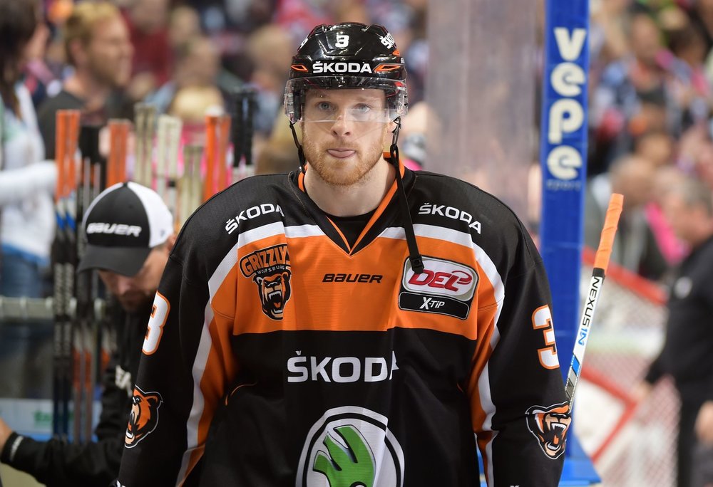 Disziplinarausschuss zieht Wolfsburgs James Sharrow für vier Spiele aus ...