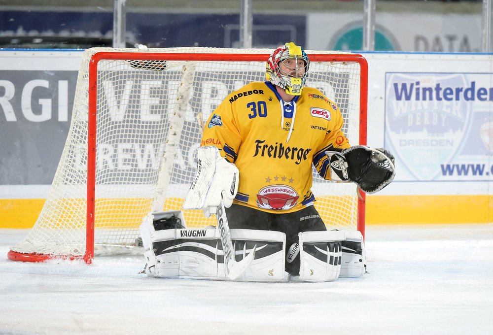 Goalie Joe Fallon verlässt Weißwasser und wechselt zu den Dundee Stars ...