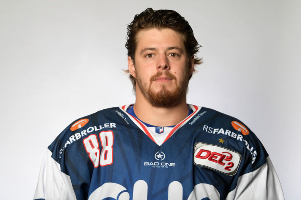 Verwechslung: Nach 62 Strafminuten gegen Ravensburgs Ilkka Pikkarainen ...