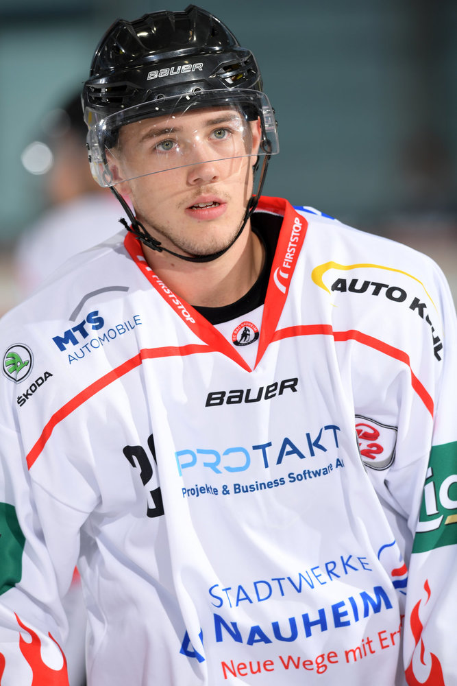 Essens Nico Strodel fällt mit schwerem Hirntrauma sowie Schulter- und ...