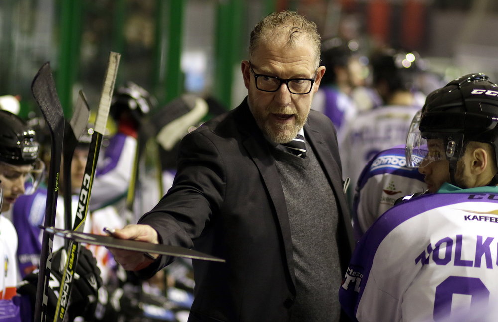 17 Abgänge beim Oberliga-Viertelfinalisten aus Essen – Aaron McLeod ...