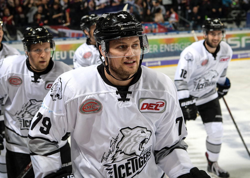 Nürnbergs Top-Stürmer Mitchell verstärkt Meister EHC Red Bull München ...