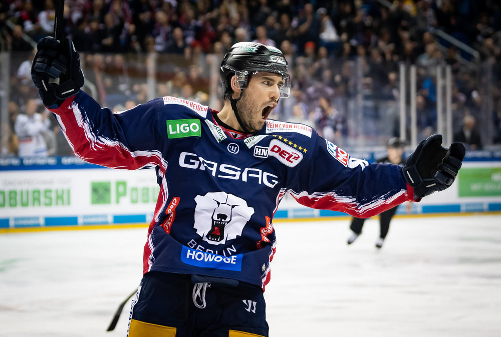 Doppelpacker James Sheppard führt Eisbären Berlin zu 3:1-Erfolg gegen ...