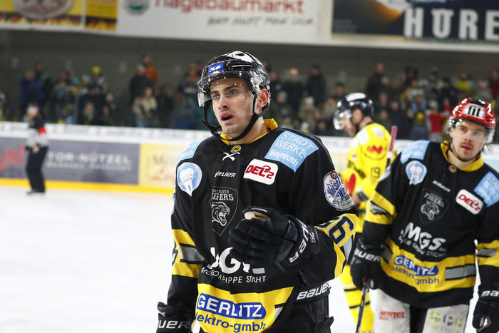 Angreifer Drew Melanson schließt sich dem EV Landshut an - Eishockey NEWS