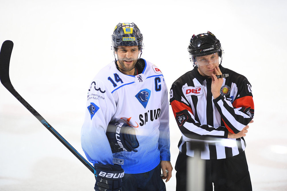 Erfahrung für die Defensive: Iserlohn Roosters verpflichten Dustin ...