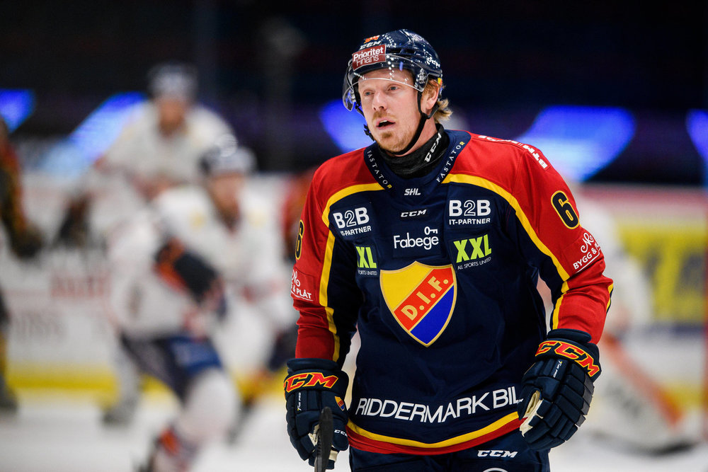 Für die erste Reihe eingeplant: Nürnberg Ice Tigers verpflichten US-Mittelstürmer Ryan Stoa ...