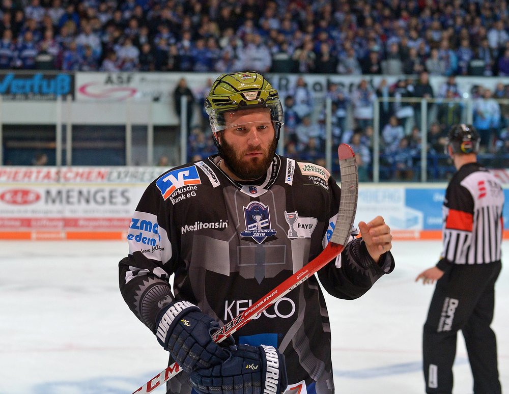 Ehemaliger DEL-Torjäger Jack Combs erhält Vertrag bei Nord-Oberligist ...