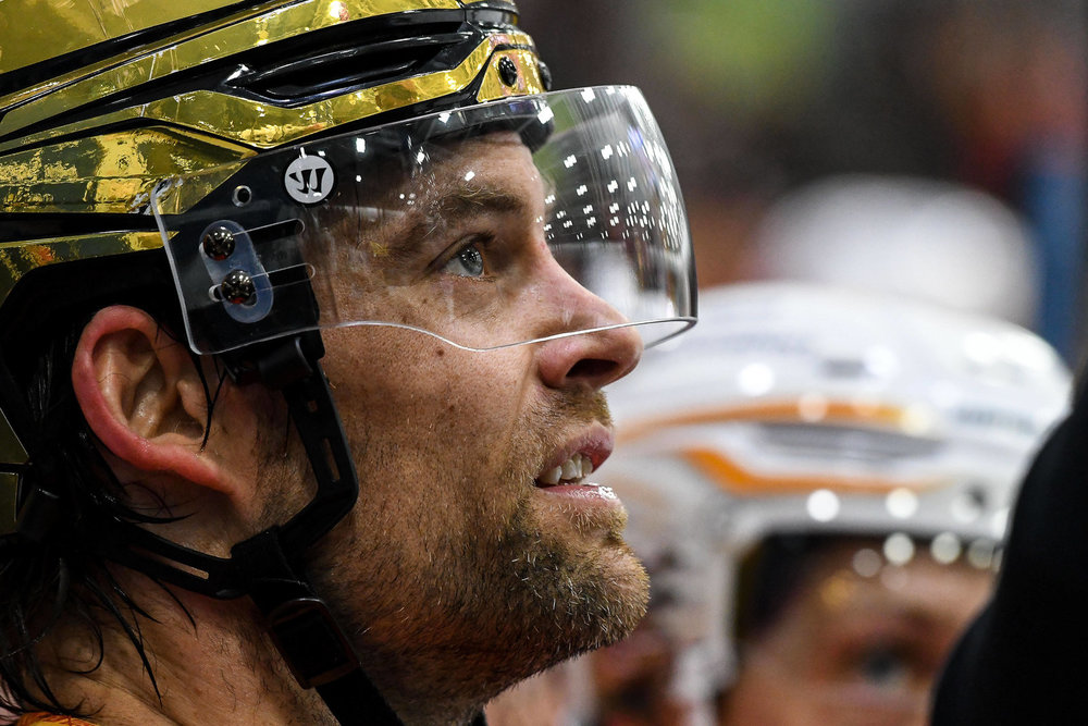 Hiobsbotschaft für den ESV Kaufbeuren: Top-Scorer John Lammers fällt ...