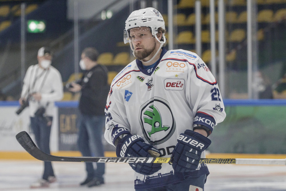 Kassel hält Urgestein Müller und verlängert mit Tramm, Kuschel von ...