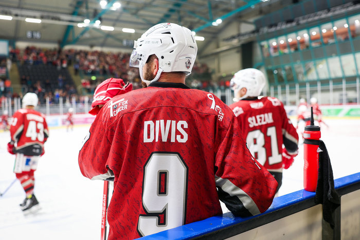 Kontingentstürmer Richard Divis fehlt den Eisbären bis Saisonende ...