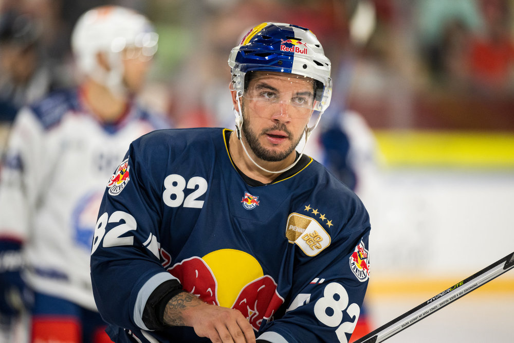 Münchens Stürmer Chris DeSousa muss ein Spiel aussetzen - Eishockey NEWS