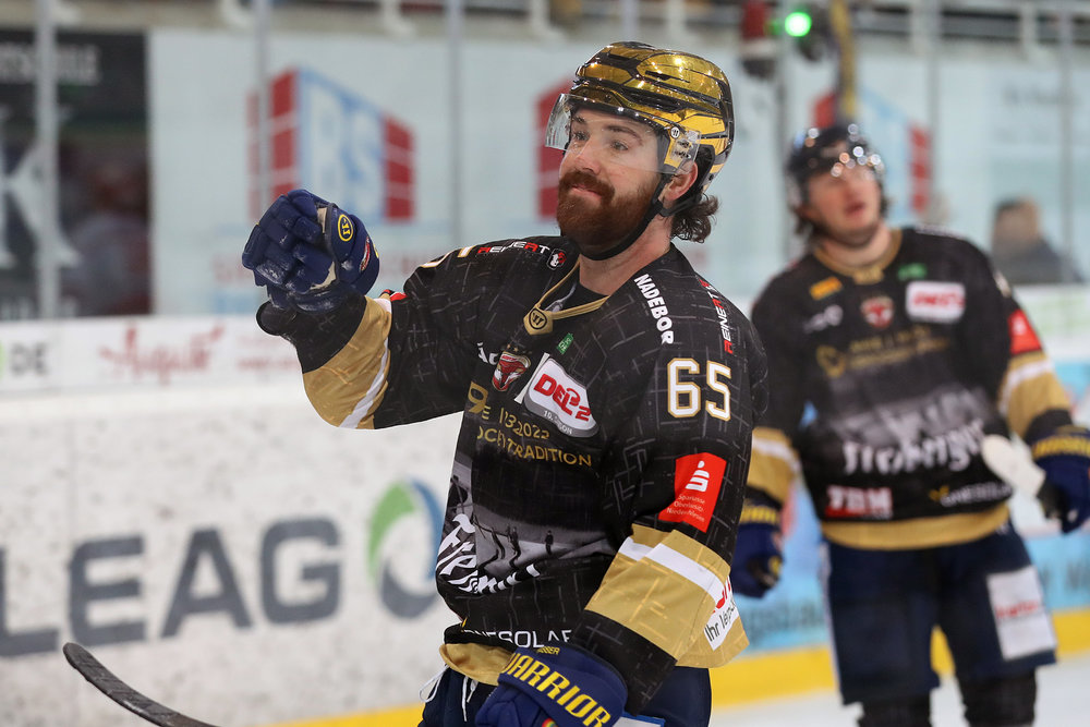 Hunter Garlent ist der Spieler des Jahres in der DEL2 – Weitere ...