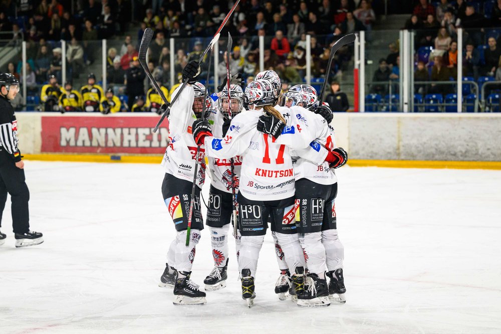 ECDC Memmingen Indians marschieren zum DFEL-Titel durch – Finalerfolg ...