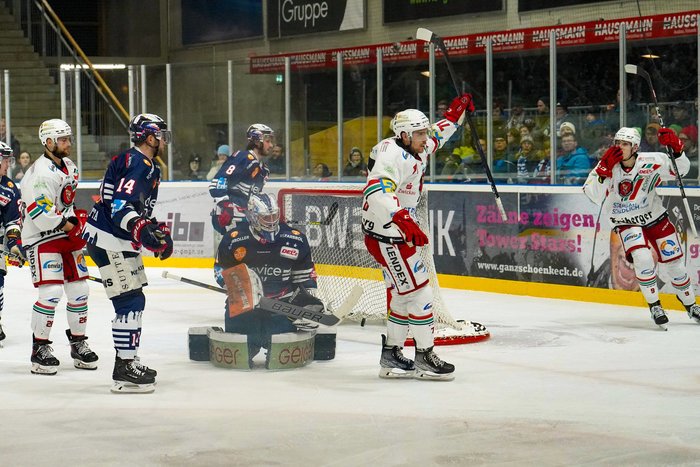 Feser bleibt in Crimmitschau, Kassel holt Talent Korte, Kolb verlässt ...