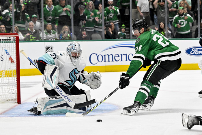 Grubauer und Seattle gewinnen Auftaktpartie gegen Dallas in der ...
