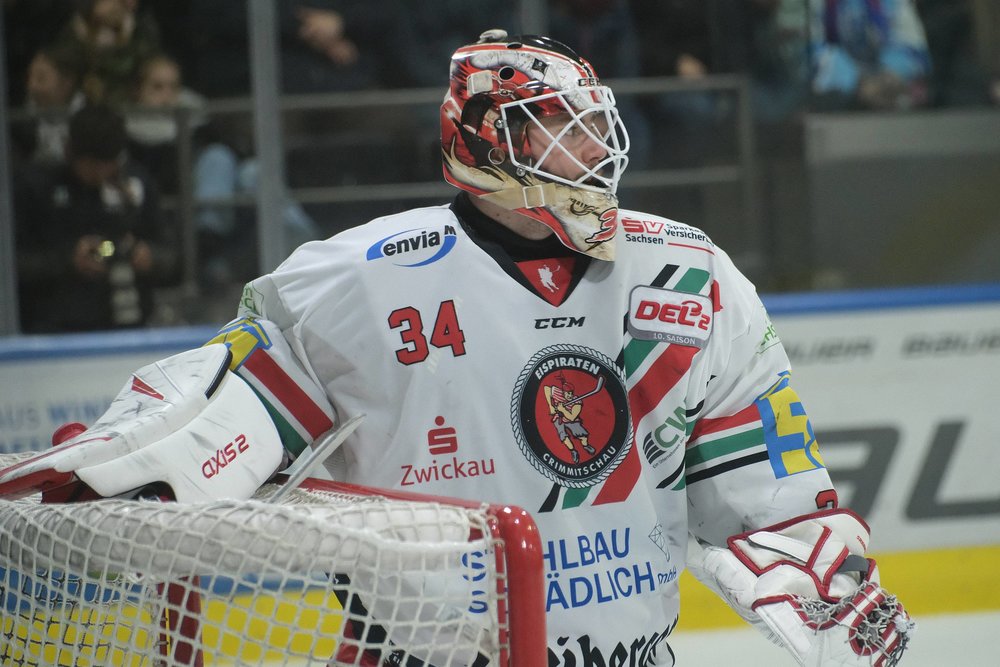 Eisbären Berlin lösen Vertrag mit Matt White auf, Brandon Maxwell geht ...