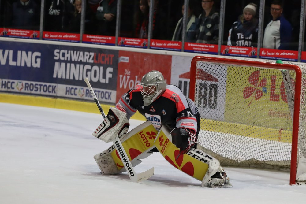 Herne nimmt Jeschke unter Vertrag, Rostock hält Paul-Mercier und holt ...