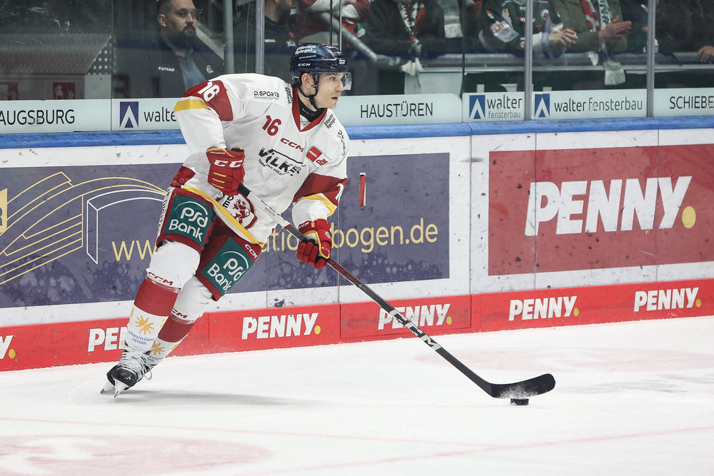 Verteidiger Kyle Cumiskey bleibt zwei weitere Jahre bei der ...