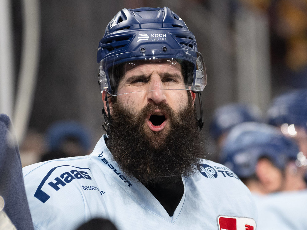 Cody Lampl beendet seine aktive Karriere, bleibt Straubing aber als ...