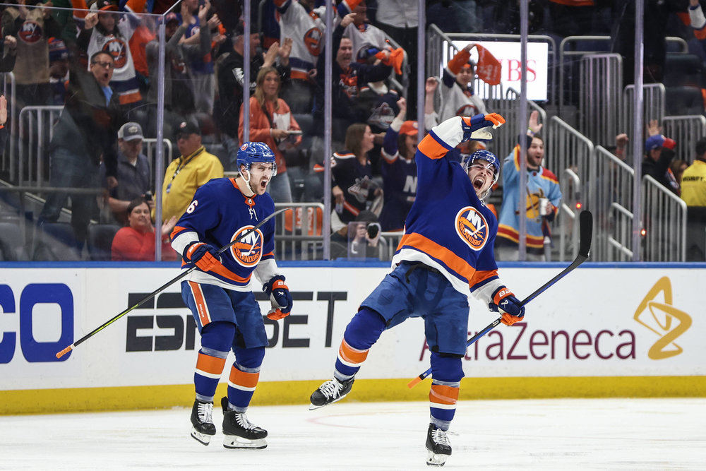 Islanders und Tampa verhindern Aus, Boston gelingt dritter Sieg gegen ...