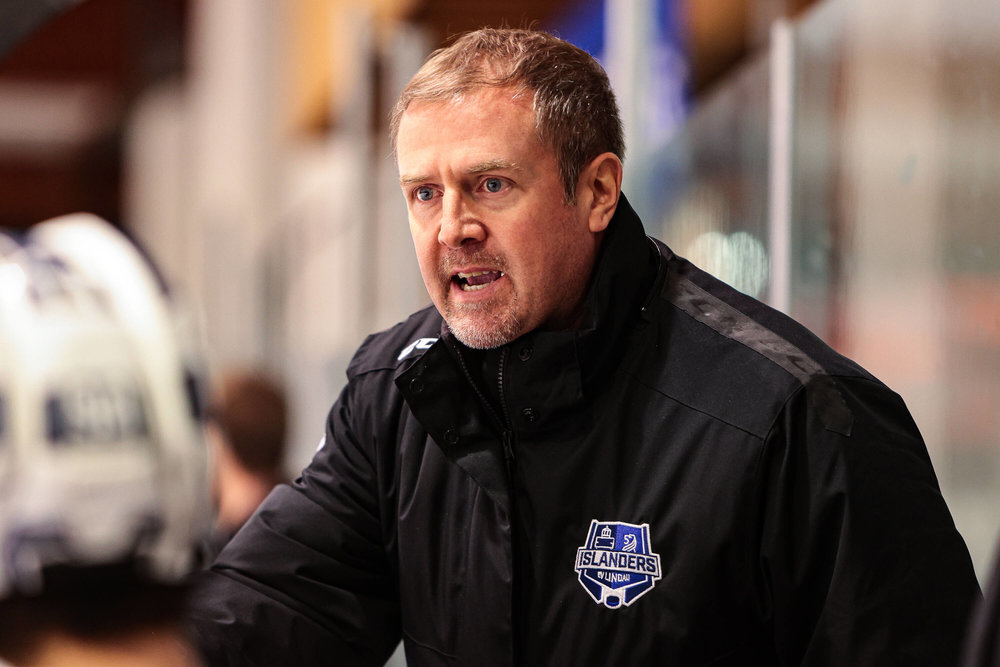 Neue Cheftrainer: Sicinski zurück in Peiting, Stuttgart präsentiert ...