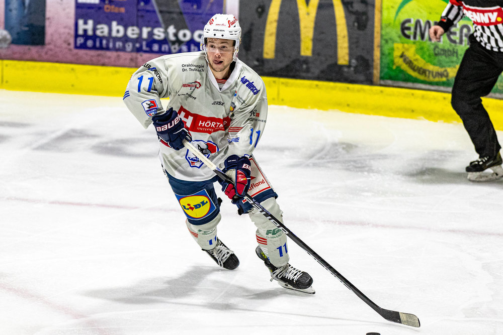 SCR holt Ex-Lindauer Hofmann für den Sturm, Fardoe bleibt ein Alligator ...