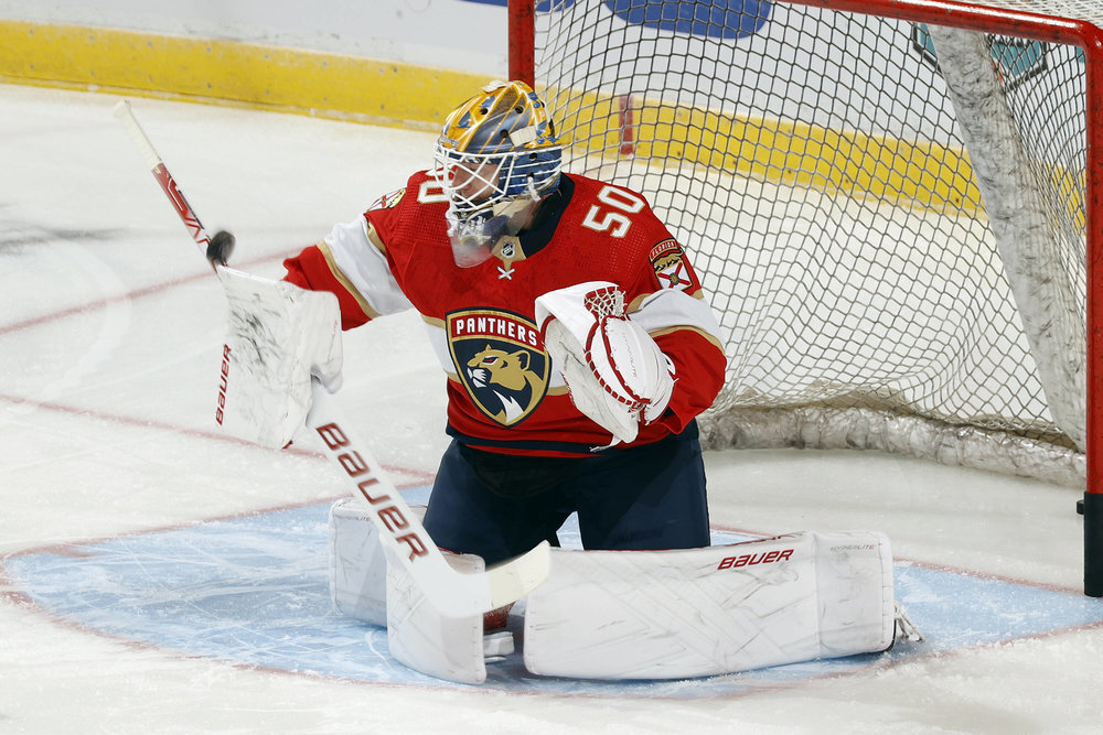 München holt Goalie und Defender, DEG lizenziert Rick Schofield ...