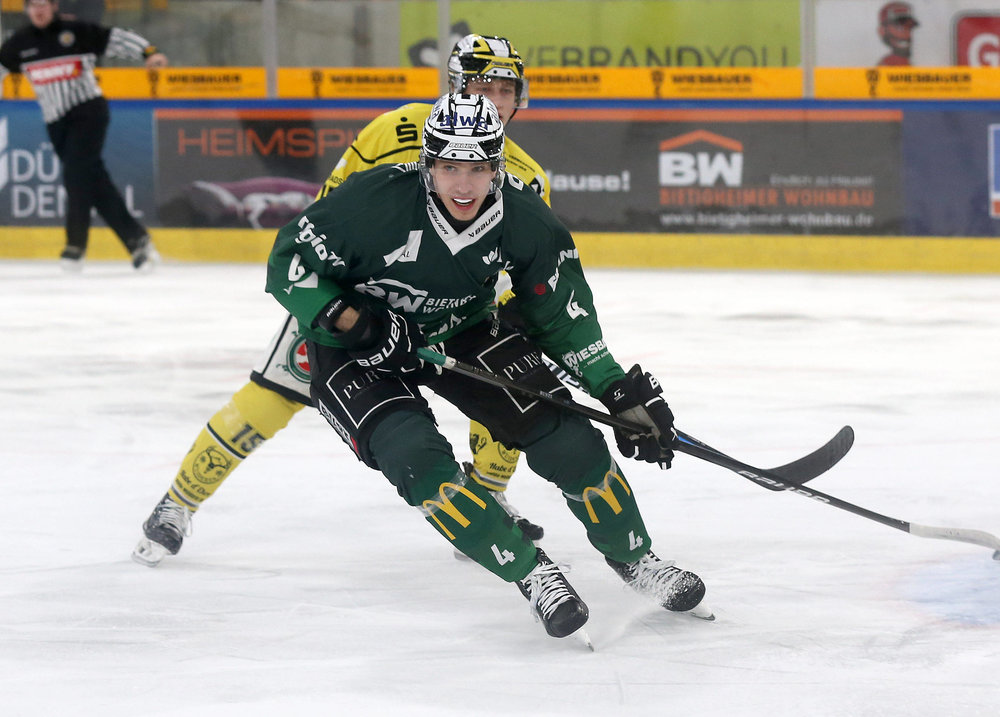 Angreifer Joshua Rust auch 2025/26 ein Steeler, Carter Popoff beendet ...