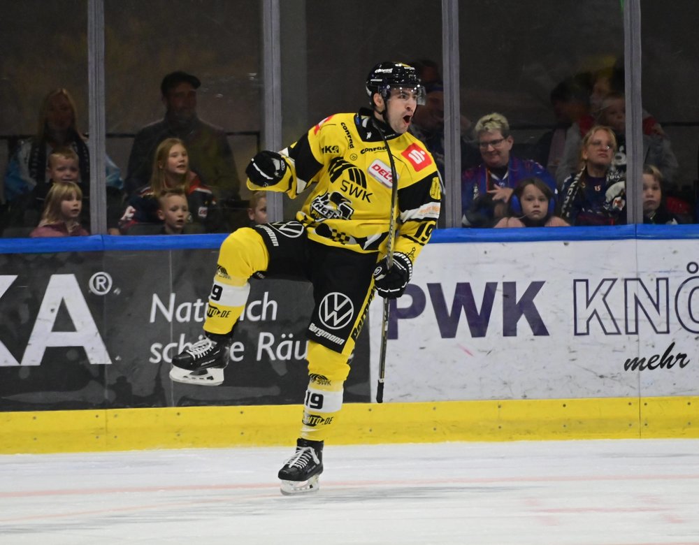 Kuhnekath verlässt Krefeld zum zweiten Mal – Abwehrtalent Konze und ...